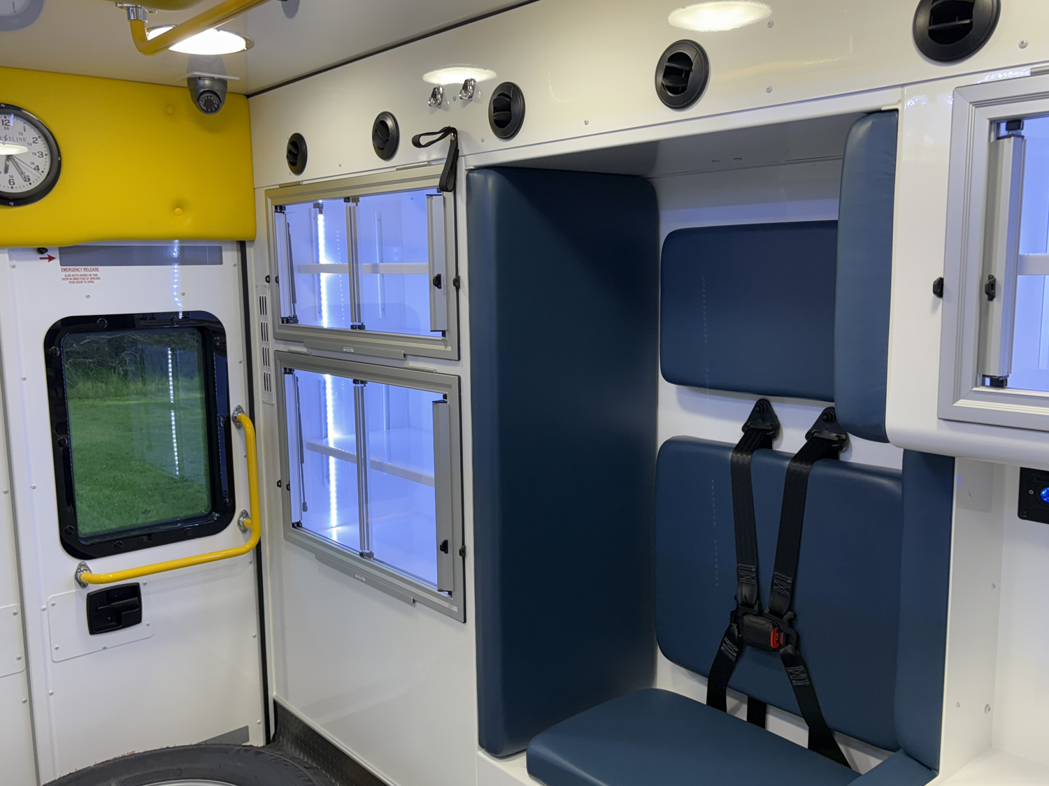 Crestline CCL150 Type I Ambulance - Emergency Equipment - EEP