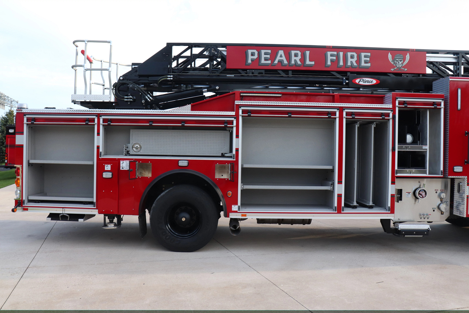 Pierce Velocity PUC 75' Aerial to Pearl Fire Department - Emergency ...